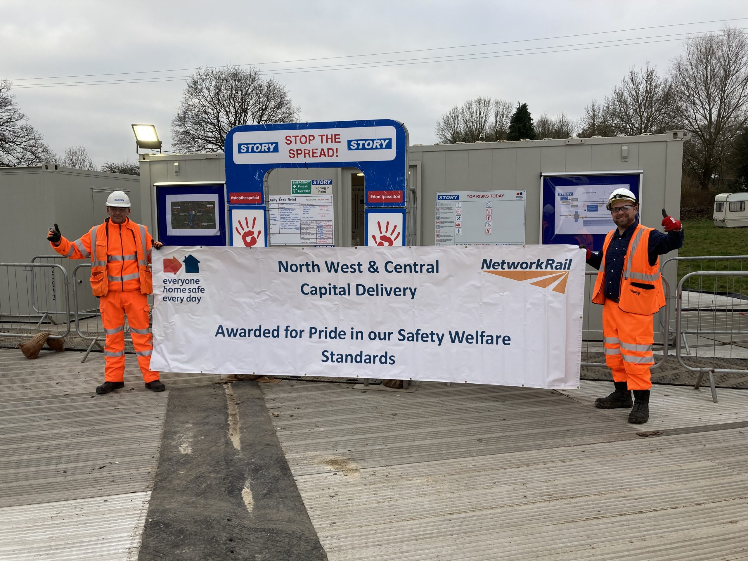 Network Rail safety banner awarded to Stratford Upon Avon Canal site ...