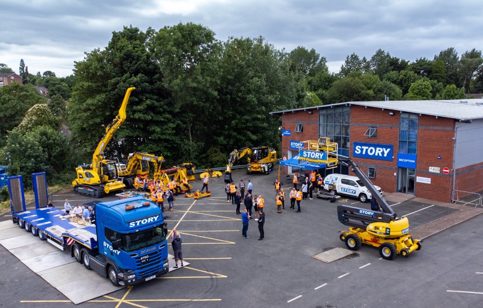 Story celebrate new depot opening - Story Contracting