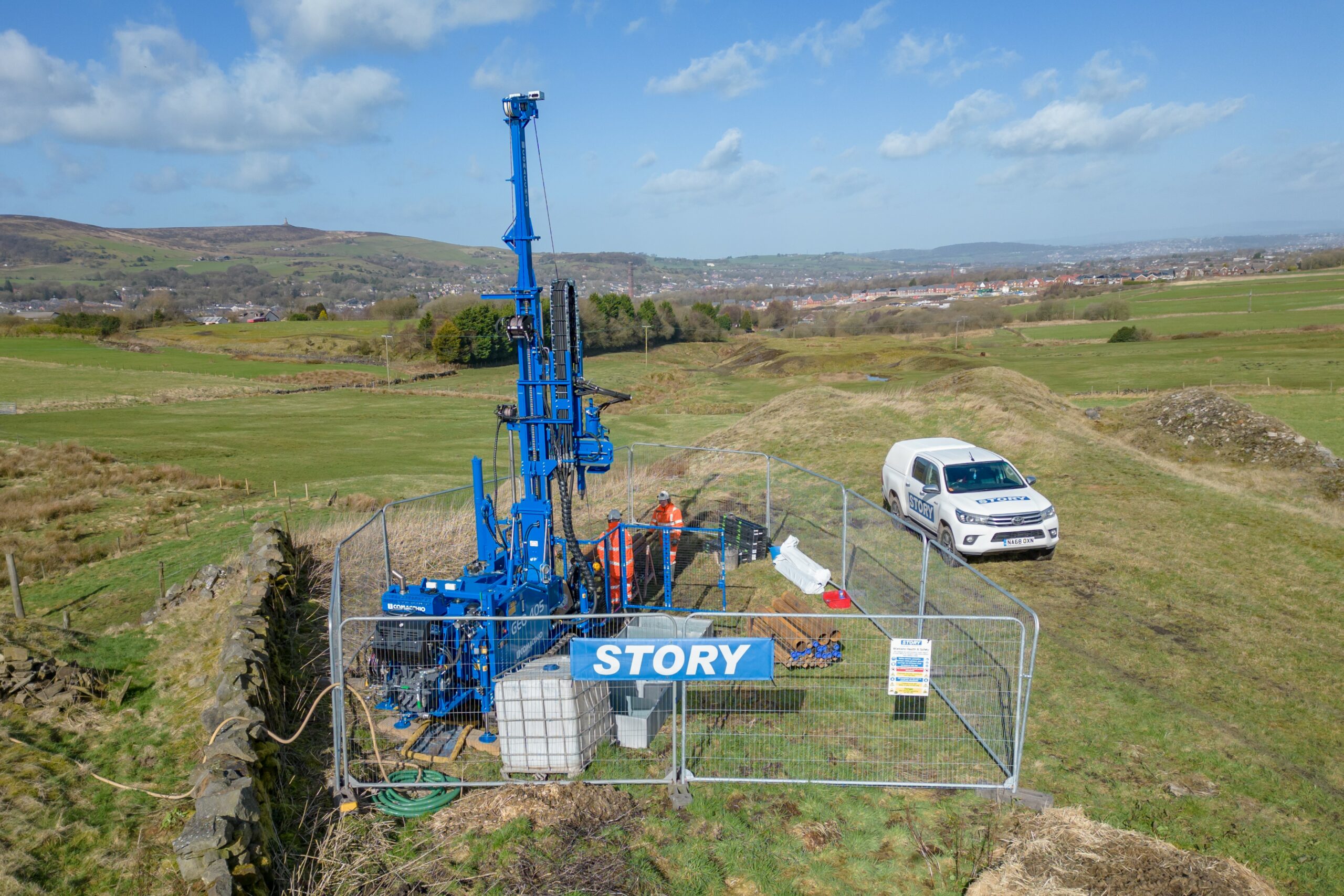 Story Geotech team welcome new rig - Story Contracting
