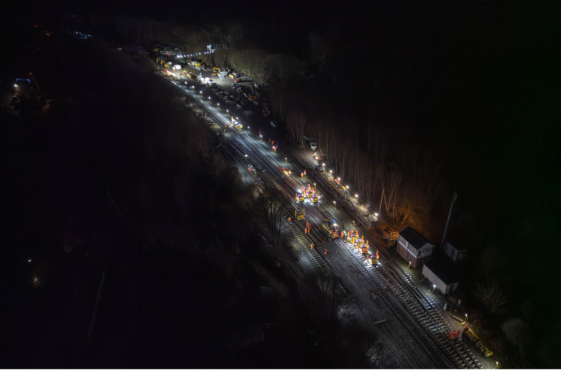 Track and signalling upgrades progress along Hope Valley line - Story ...
